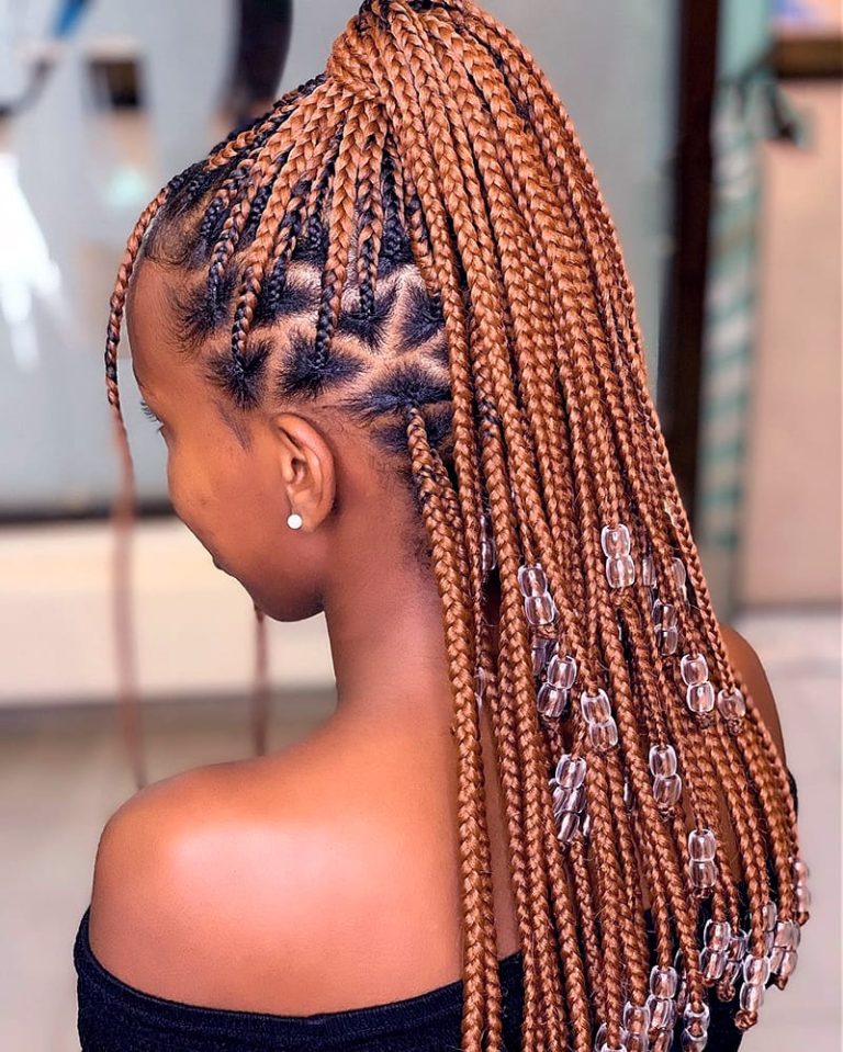 Lightweight Knotless Braids Ideas: Styles, Tutorials, Care - Curly Craze