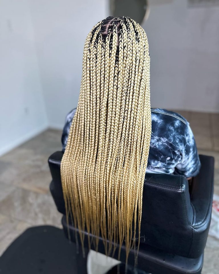 Lightweight Knotless Braids Ideas: Styles, Tutorials, Care - Curly Craze