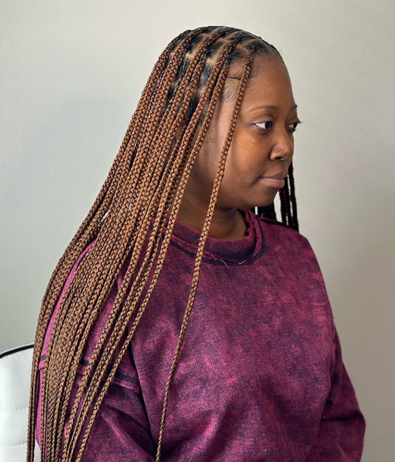 Lightweight Knotless Braids Ideas: Styles, Tutorials, Care - Curly Craze